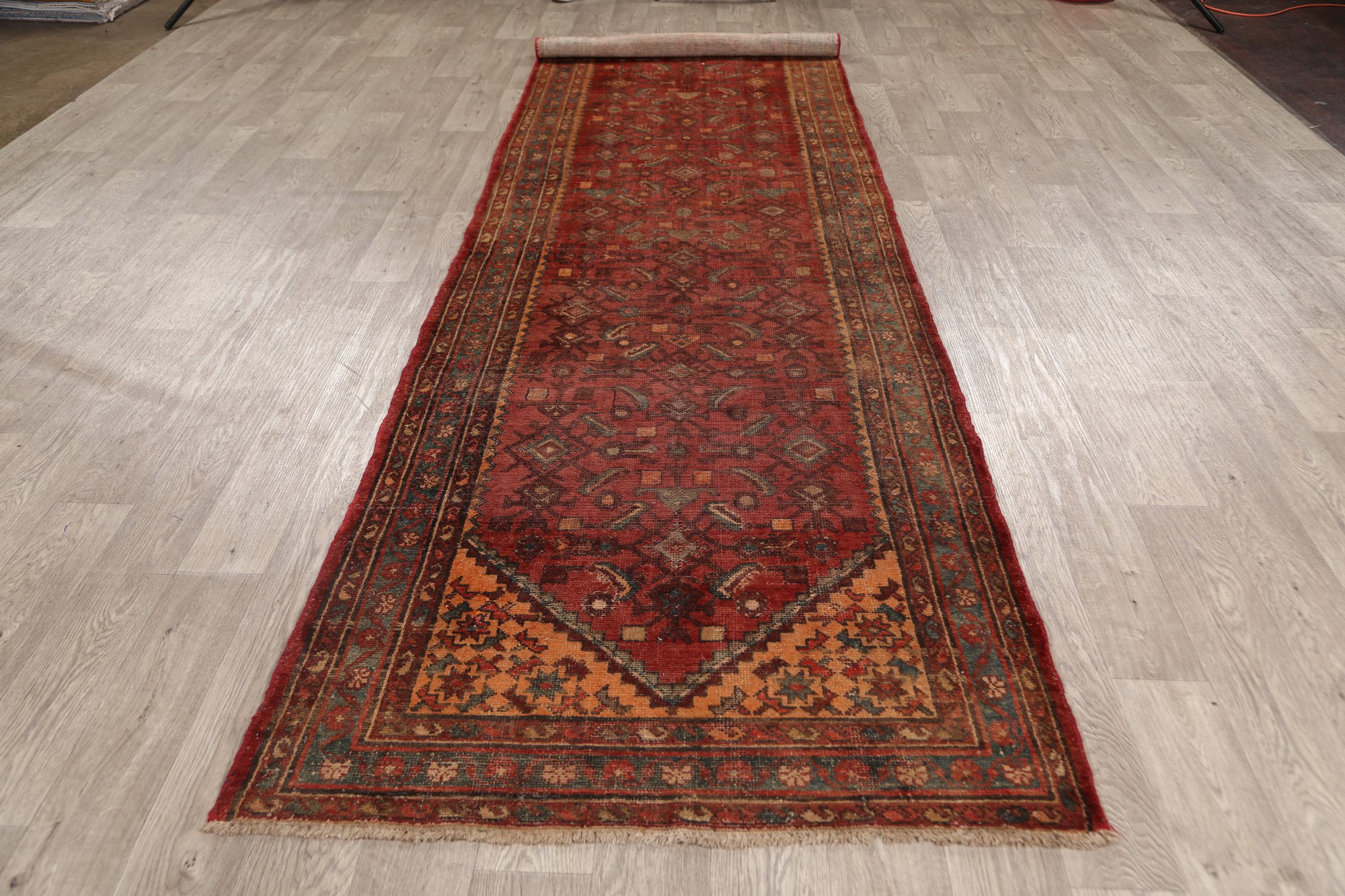 Isabelline One-of-a-Kind Brittanye Hand-Knotted 1910s Malayer Red/Green ...