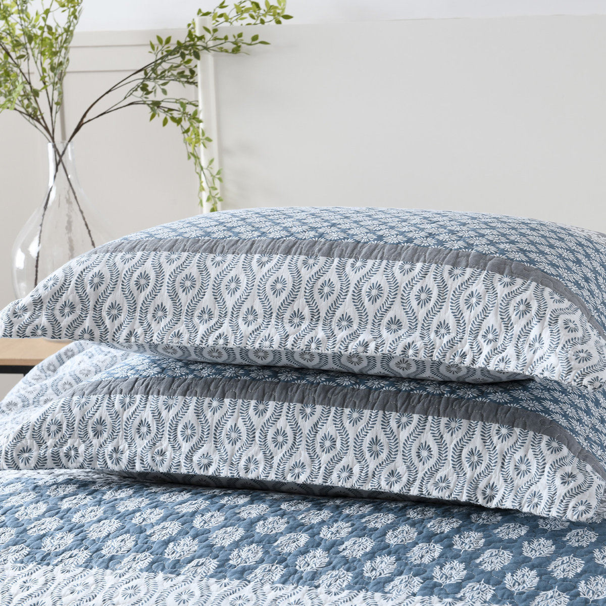 Finlonte 100% Cotton Quilt Bedding Set 3 Piece All-Season Floral ...