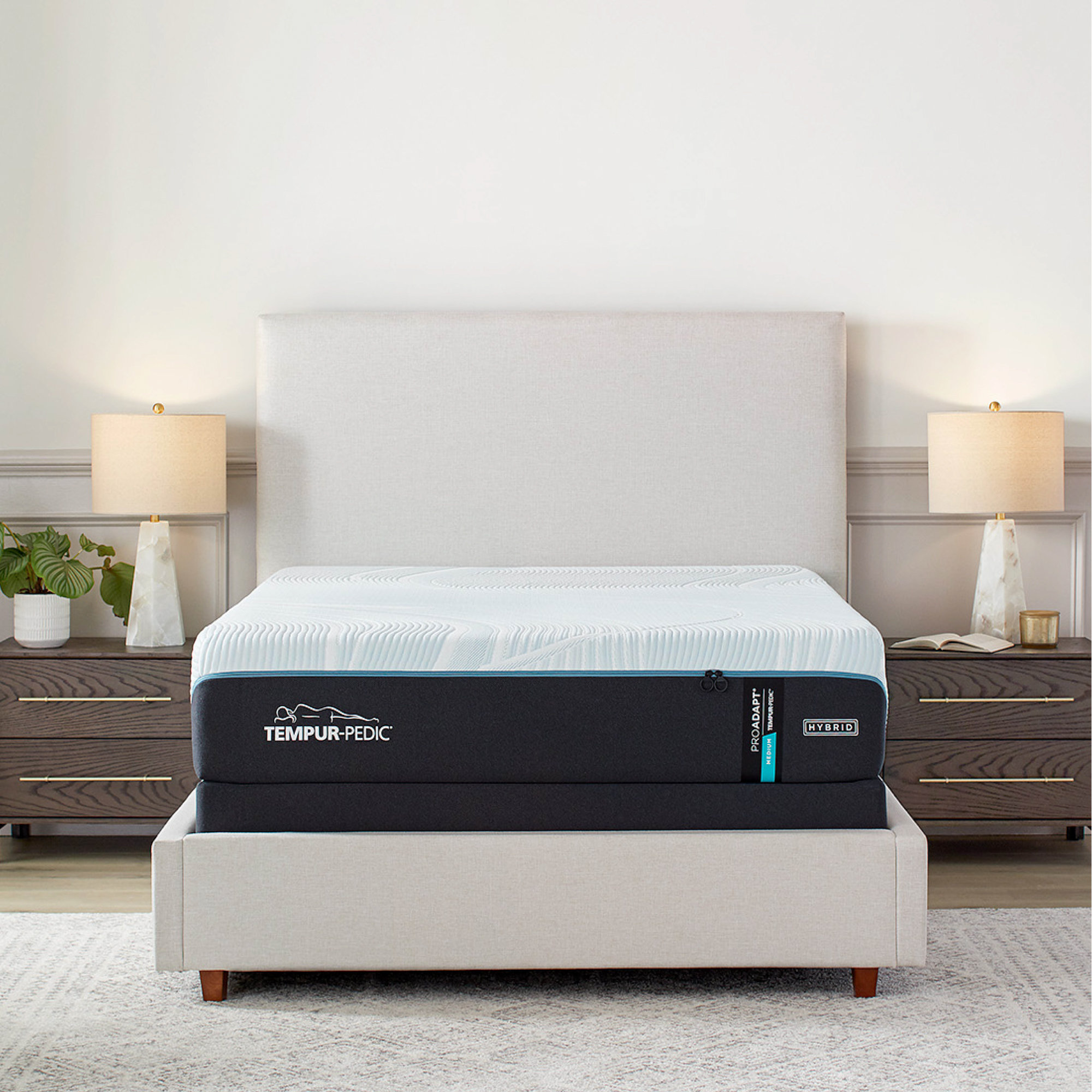Tempur-Pedic TEMPUR-ProAdapt® Medium Hybrid 12" Mattress & Reviews ...