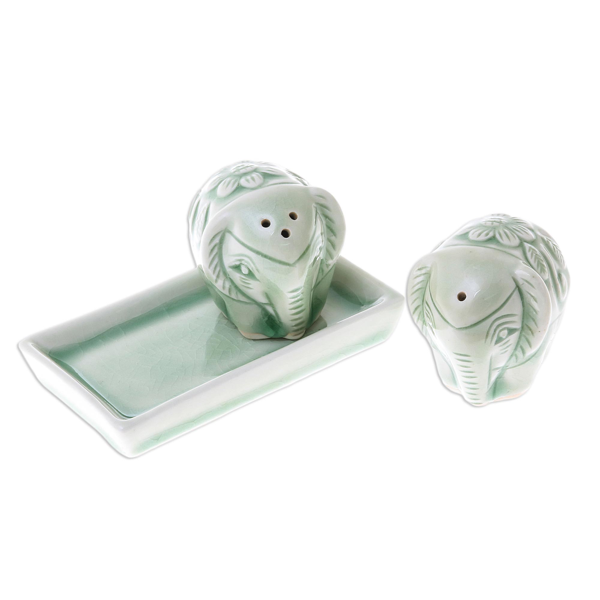 Dakota Fields Suwanee Handmade Elephant Taste Ceramic Salt and Pepper ...