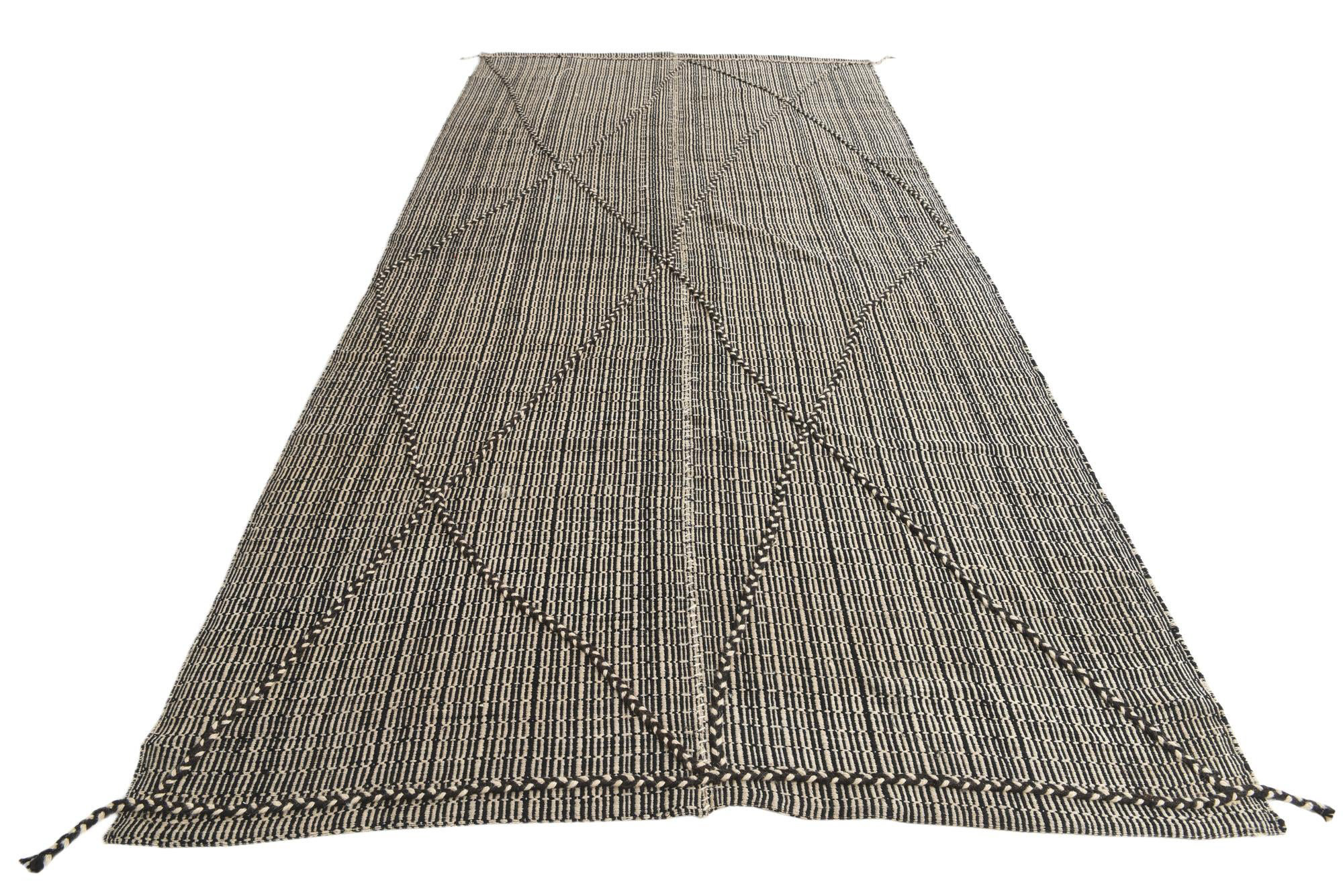 Isabelline Runner Jared Black Rug | Wayfair