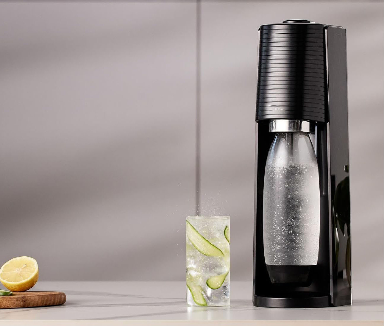 KOGBEL Black Sparkling Water Maker Kit – Includes 3 CO2 Cylinders, 1L ...