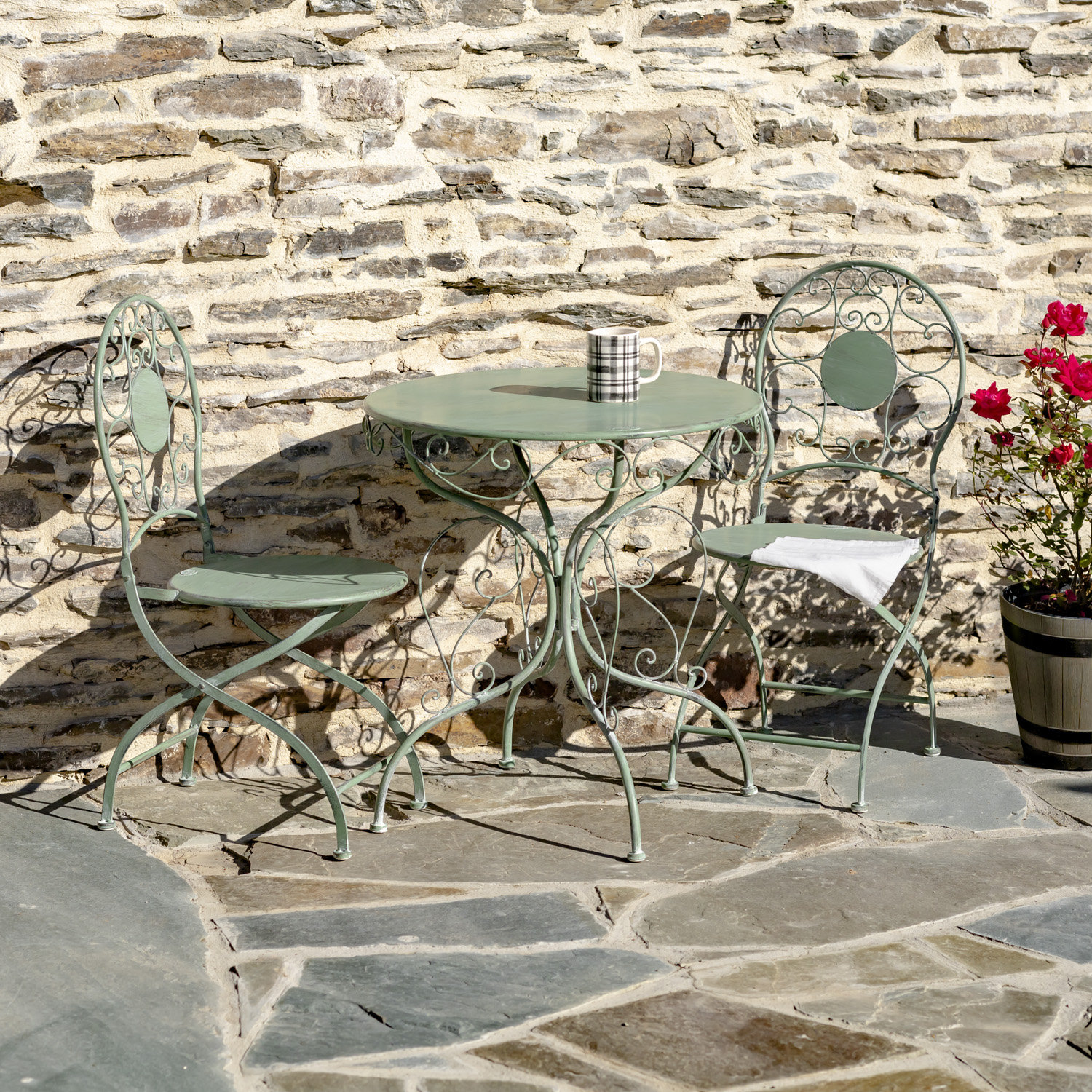 One Allium Way "Le Chardenoux 1908" Round Metal Bistro Set In Antique ...
