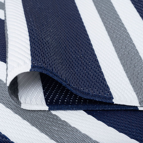 Breakwater Bay Monee Plastic Navy/White Indoor/Outdoor Rug & Reviews ...