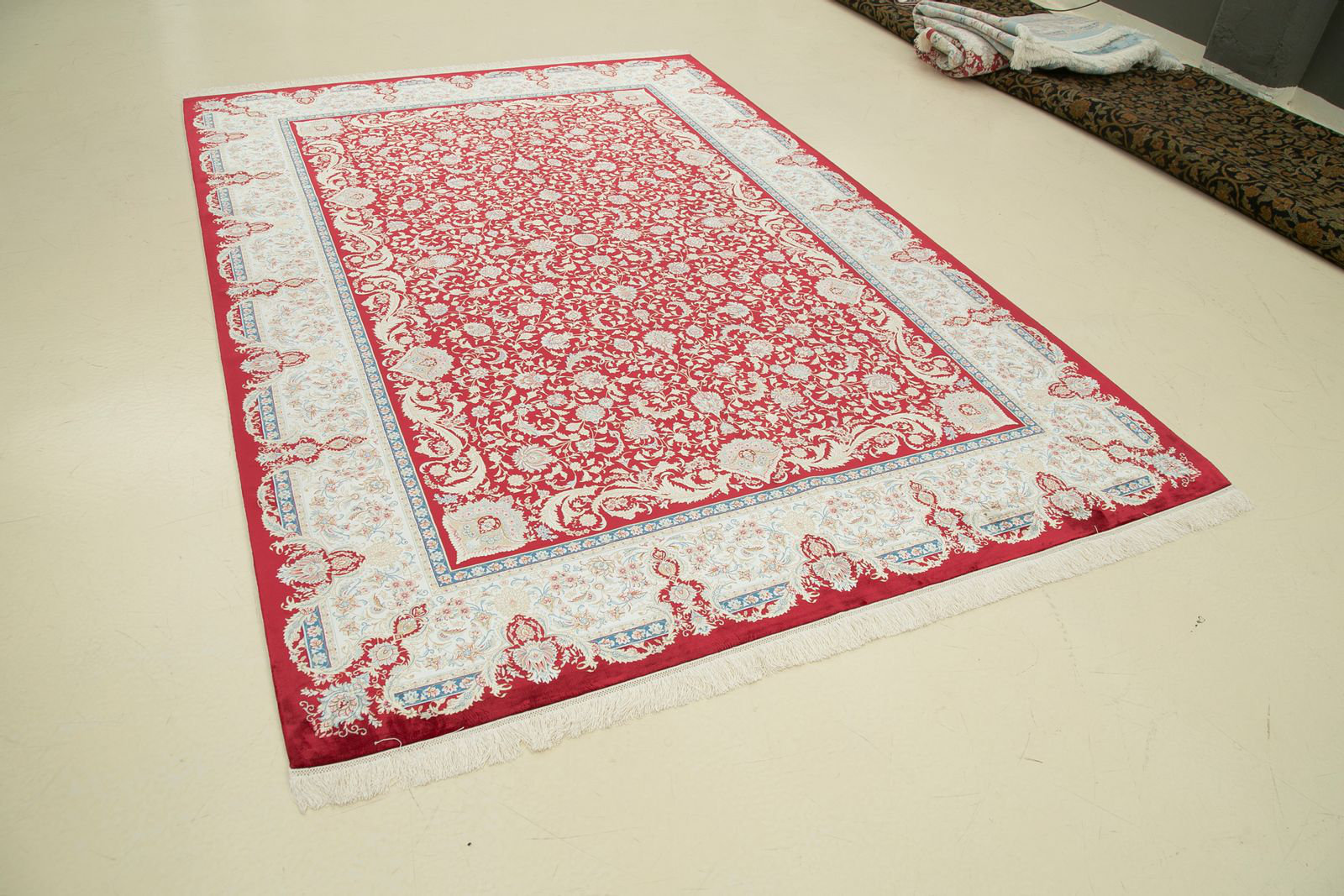 Home and Rugs 6'6" x 9'6" Hand Tufted Traditional Antep Area Rug | Wayfair