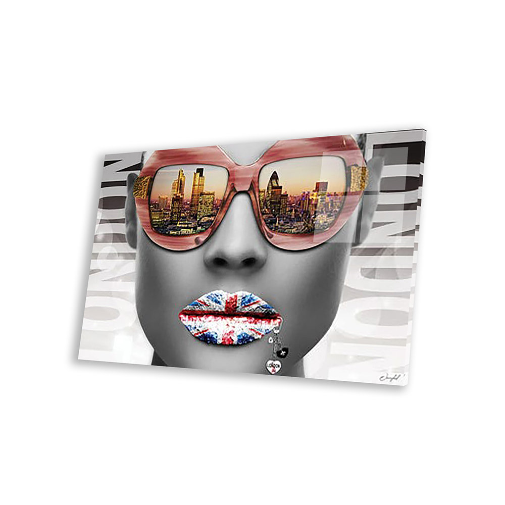 East Urban Home Musa London by Jan Raphael - Wrapped Canvas Graphic Art ...