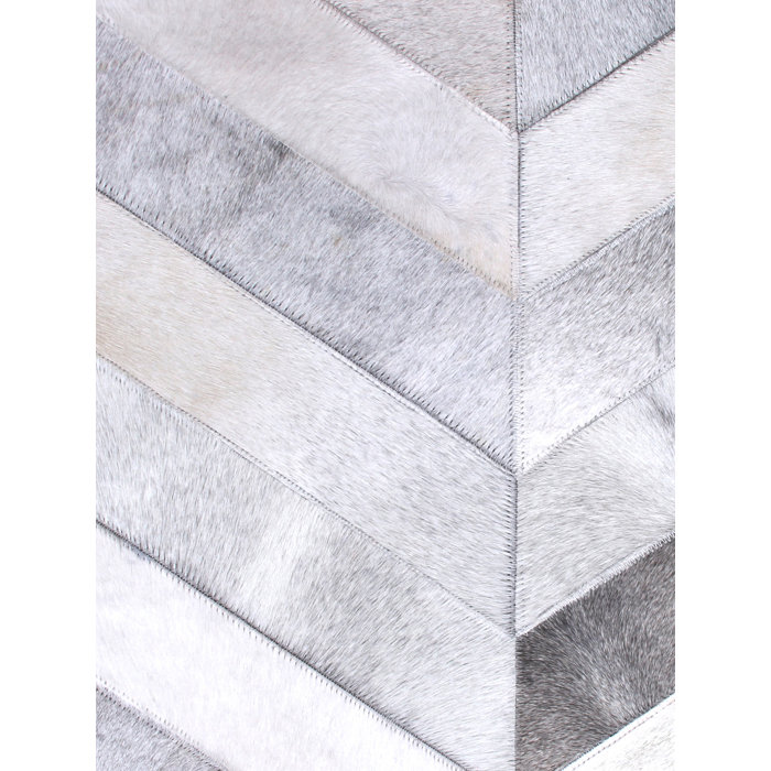 Exquisite Rugs Natural Hide Handmade Cowhide White/Silver Rug & Reviews ...