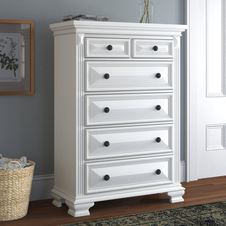 Lark Manor Alauna 38'' W 6 - Drawer Dresser & Reviews | Wayfair