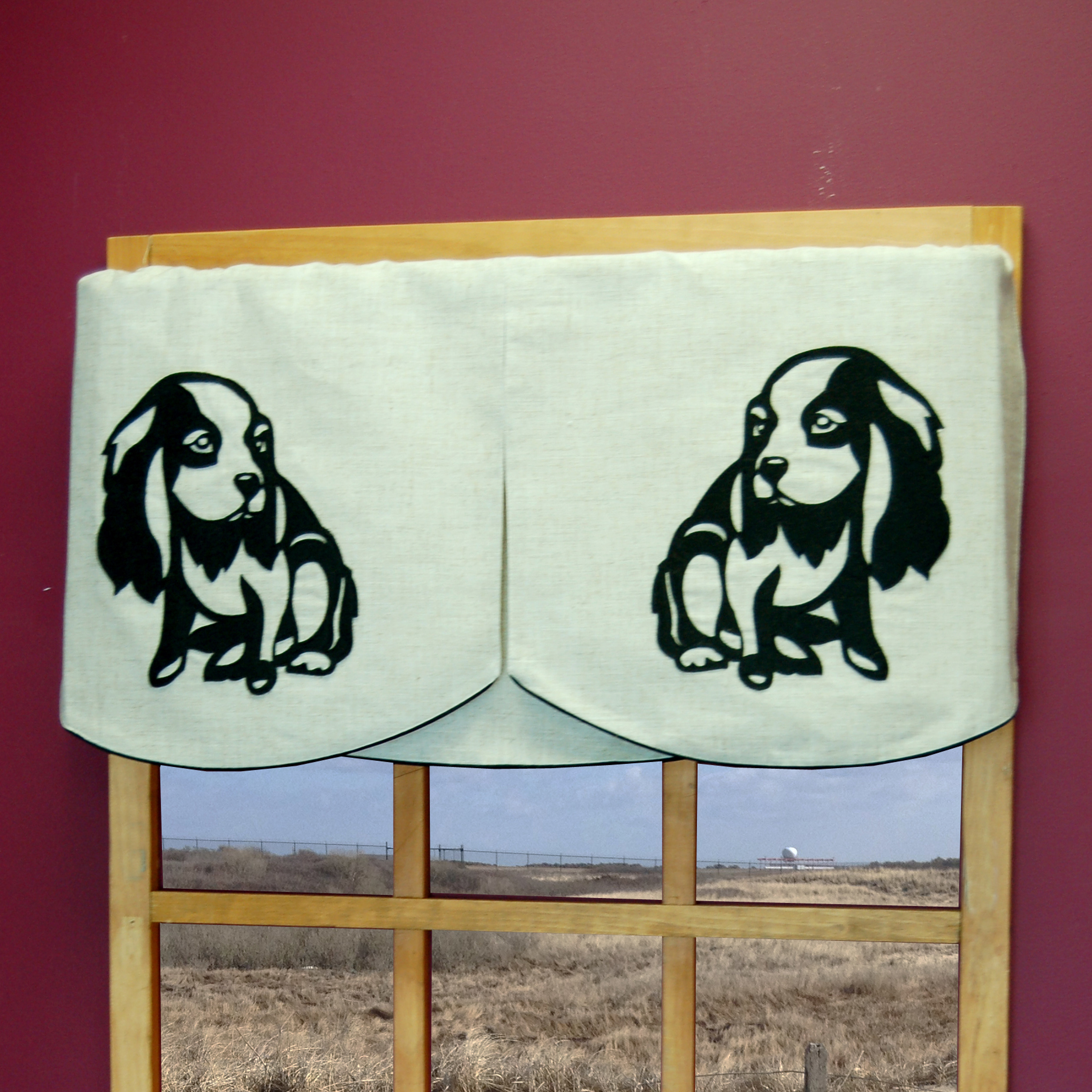 Tucker Murphy Pet™ Hershberger 3 Piece Spaniel Dog Valance Set | Wayfair