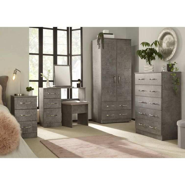 Brayden Studio Fully Assembled Alinuswe 5 - Drawer Chest of Drawers ...