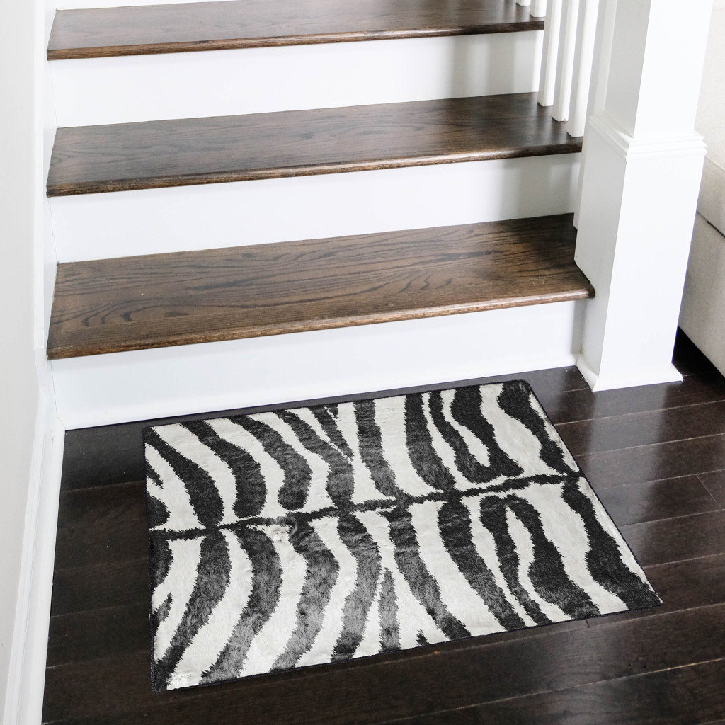 Mercer41 2' X 3' Black Zebra Print Shag Handmade Non Skid Area Rug ...