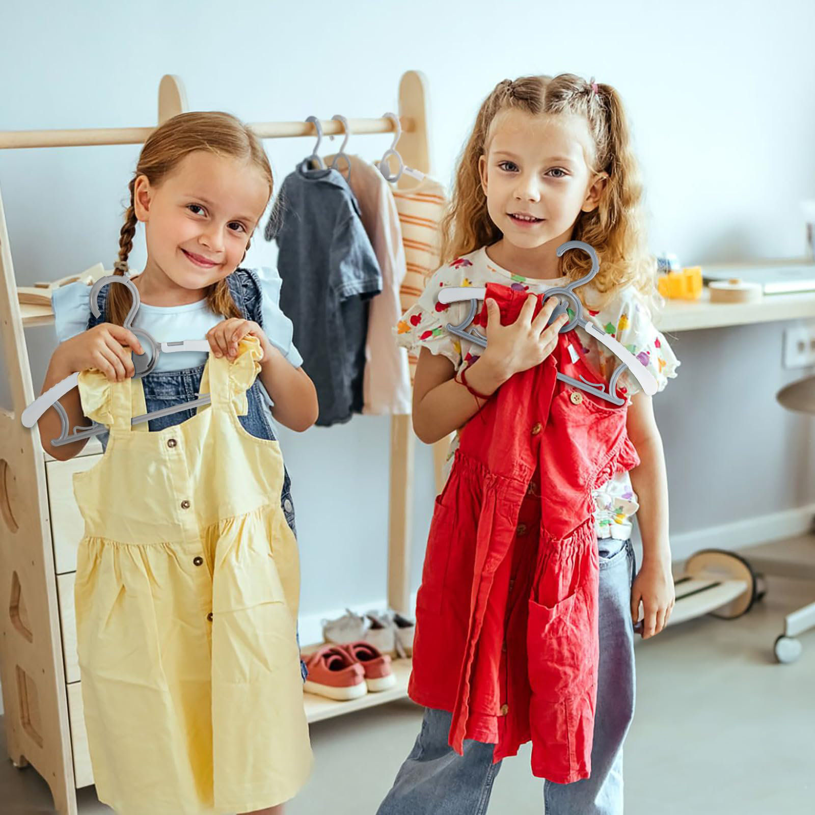 Rebrilliant Kids Hangers, Extendable & Stackable Baby Hangers, 60PCS ...