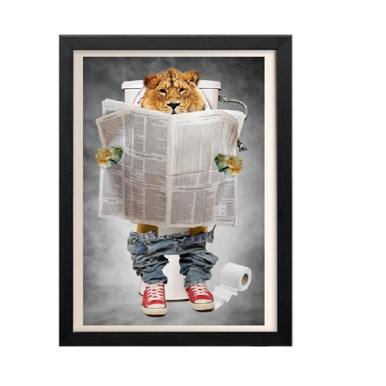 Happy Larry Lion On Toilet - Funny Bathroom Print - Animal Picture - En ...