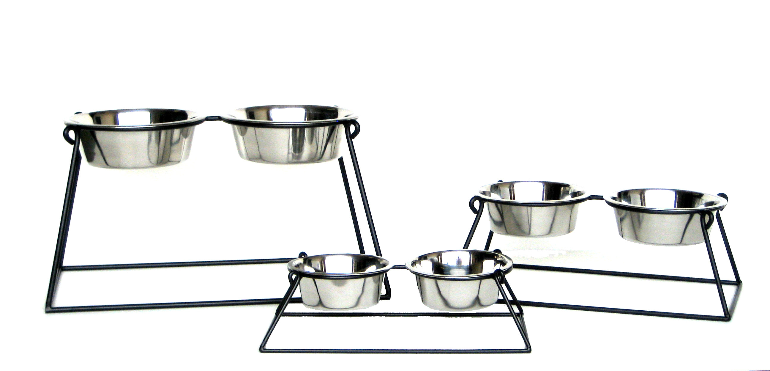 Tucker Murphy Pet™ Hamish Pyramid Double Diner & Reviews - Wayfair Canada