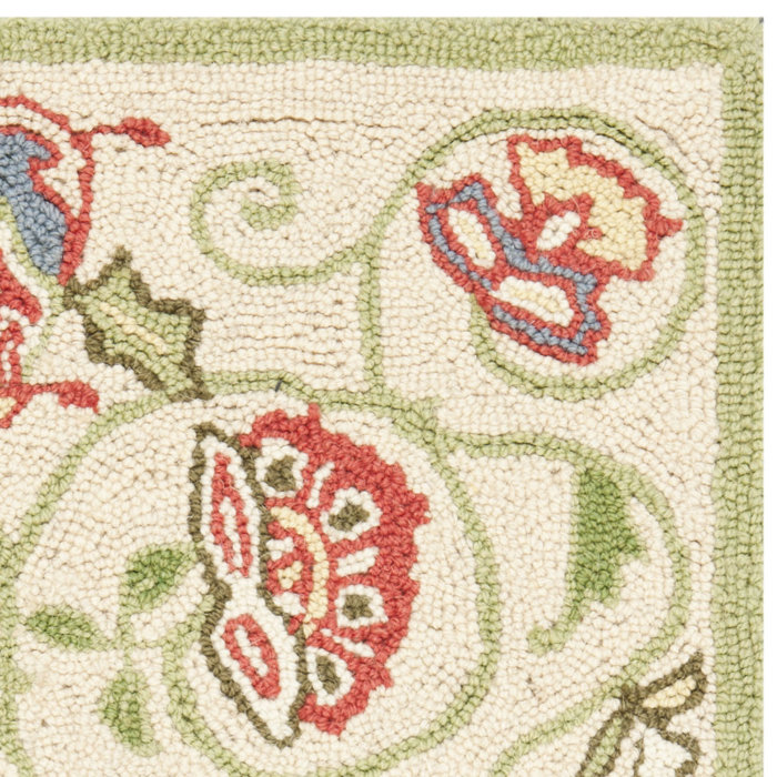 Lark Manor Hollander Hand Hooked Wool Floral Rug & Reviews | Wayfair