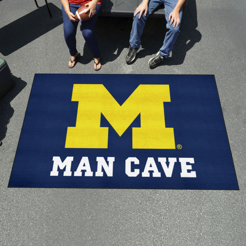 FANMATS Collegiate NCAA Man Cave 94.5 in. x 59.5 in. Non-Slip Indoor ...