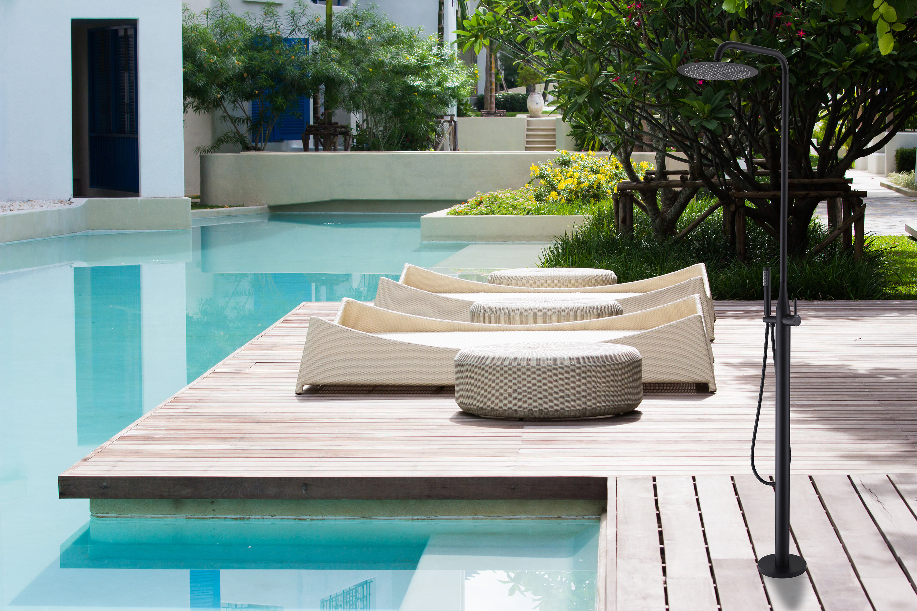 Aqua Gallery Stainless Steels Freesstanding Outdoor Shower System With ...