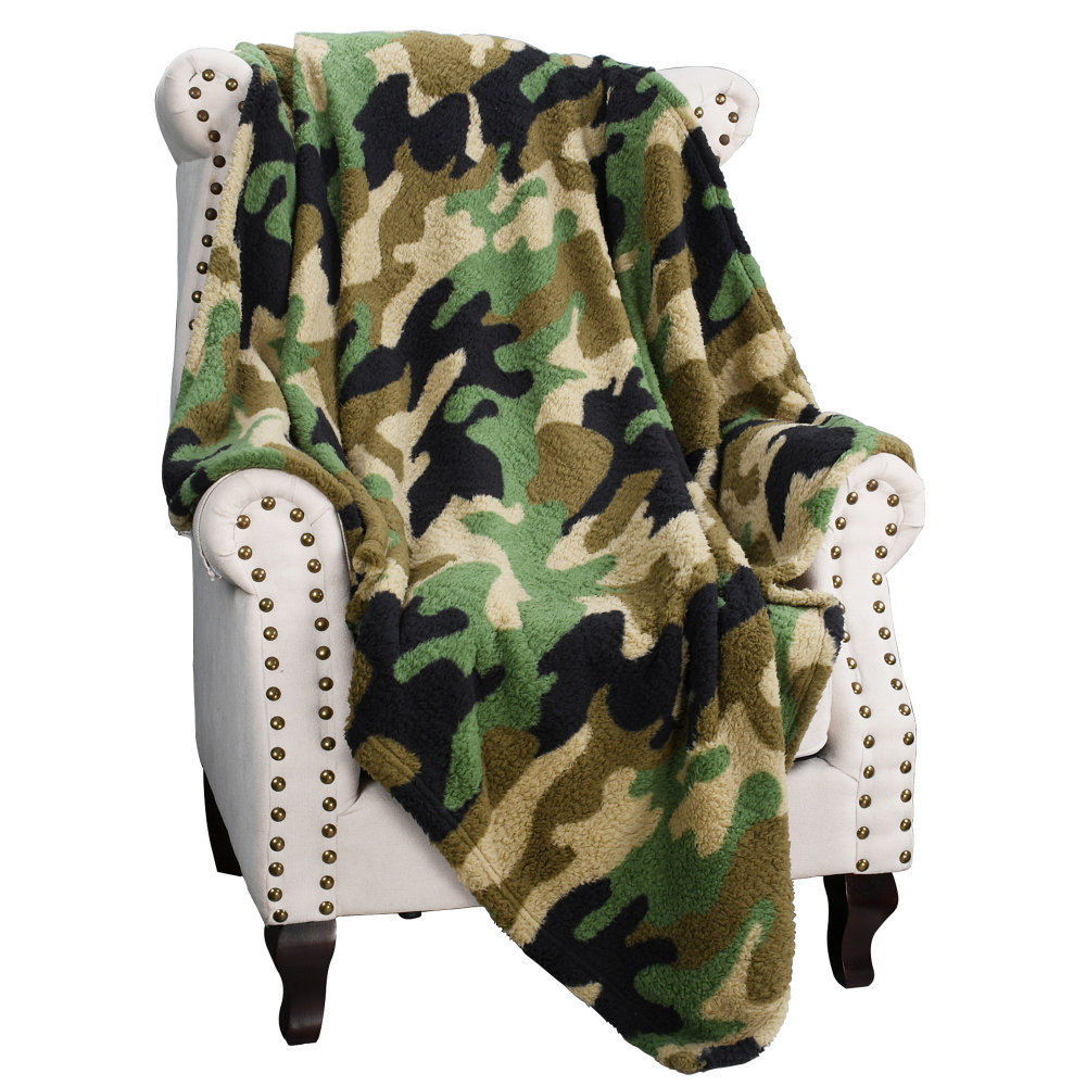 Catalonia Camo Sherpa Throw Blanket, Fuzzy Snuggle Blanket for Camping ...