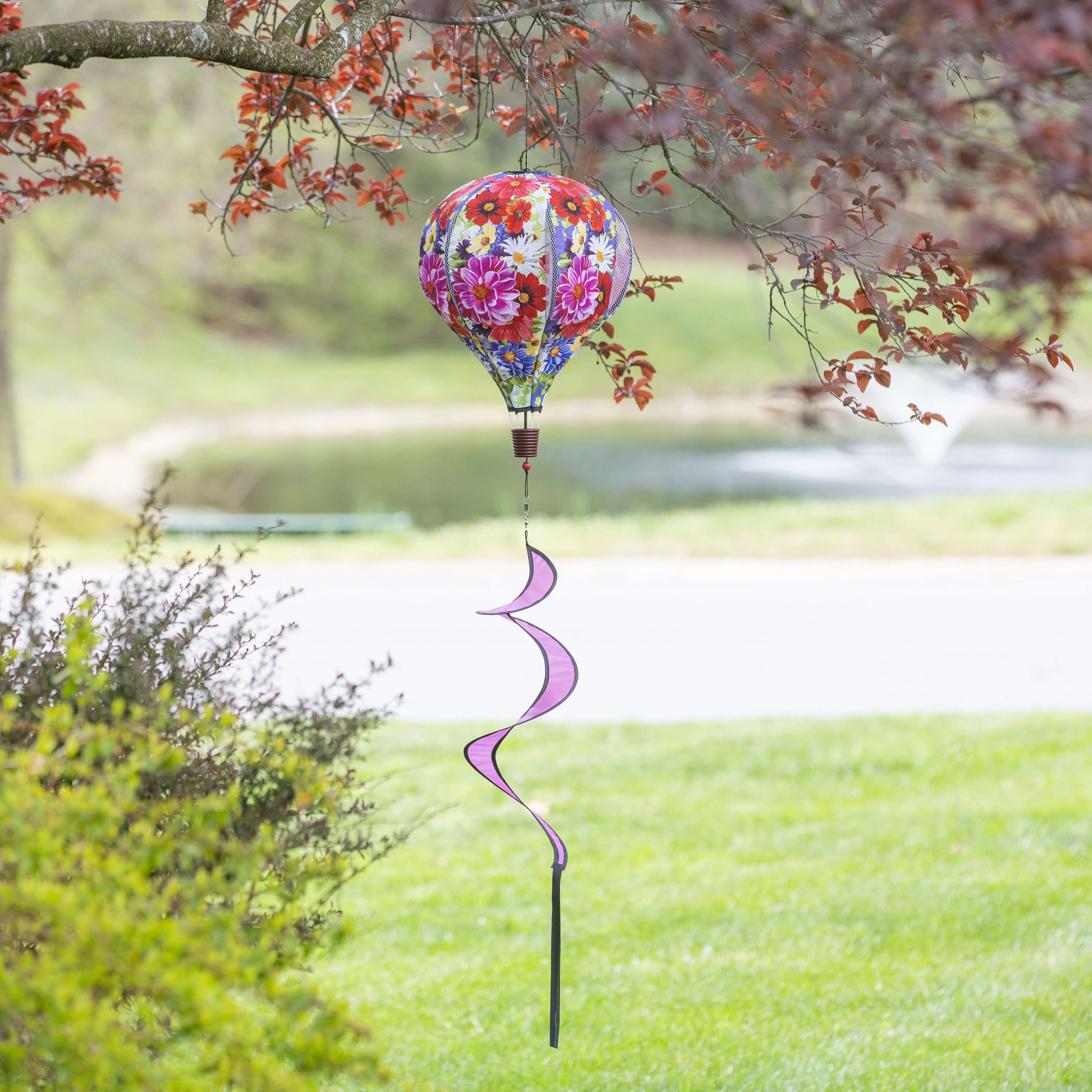 Arlmont & Co. Divided Floral Burlap Balloon Spinner - Wayfair Canada