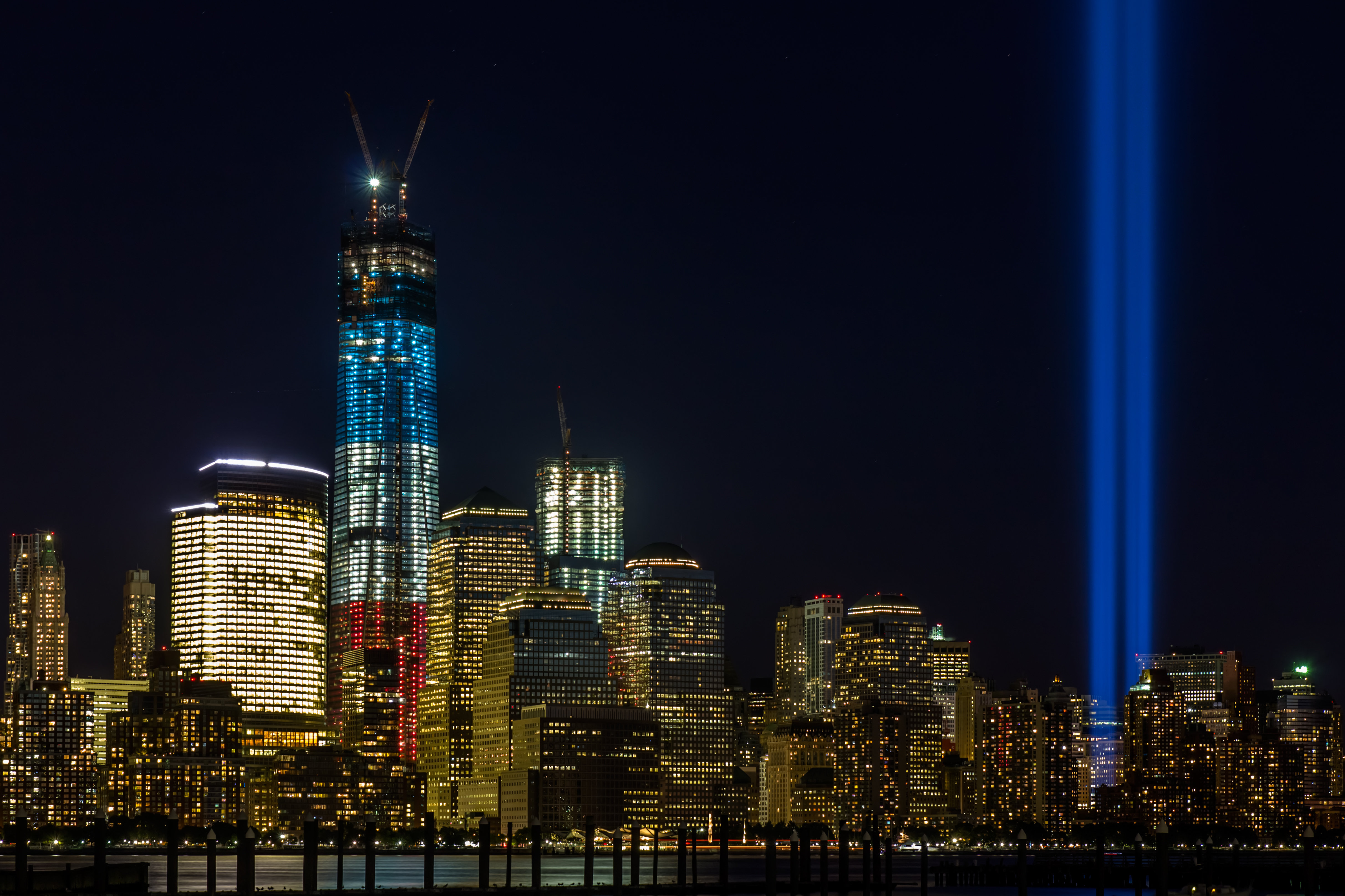 Hokku Designs Deontrey Tribute In Light | Wayfair