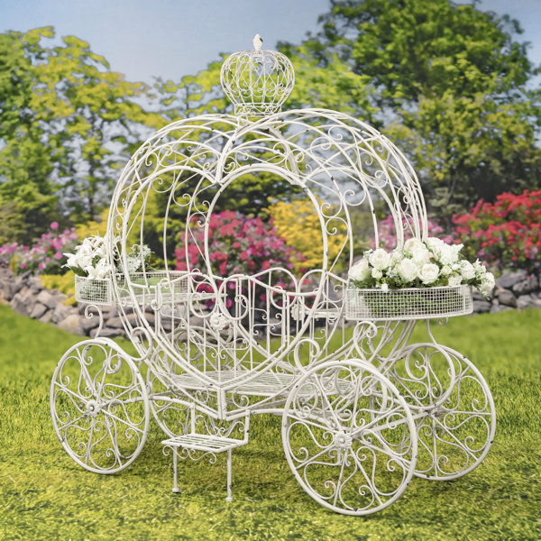 ZaerLtdInternational The Courtney 75" Tall Heart-Shaped Metal Carriage ...