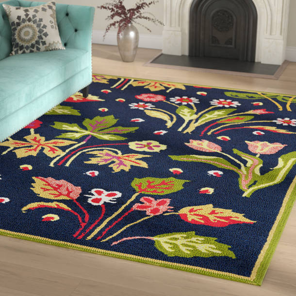 Winston Porter Doyle Hand Hooked Floral Rug & Reviews | Wayfair