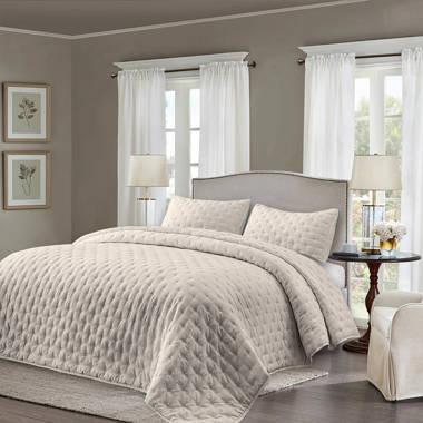 Brayden Studio Dez Plain Weave Modern & Contemporary Bedspread ...