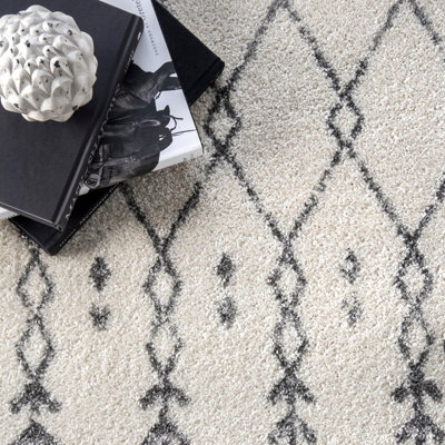 Union Rustic Sherry Southwestern Rug & Reviews | Wayfair