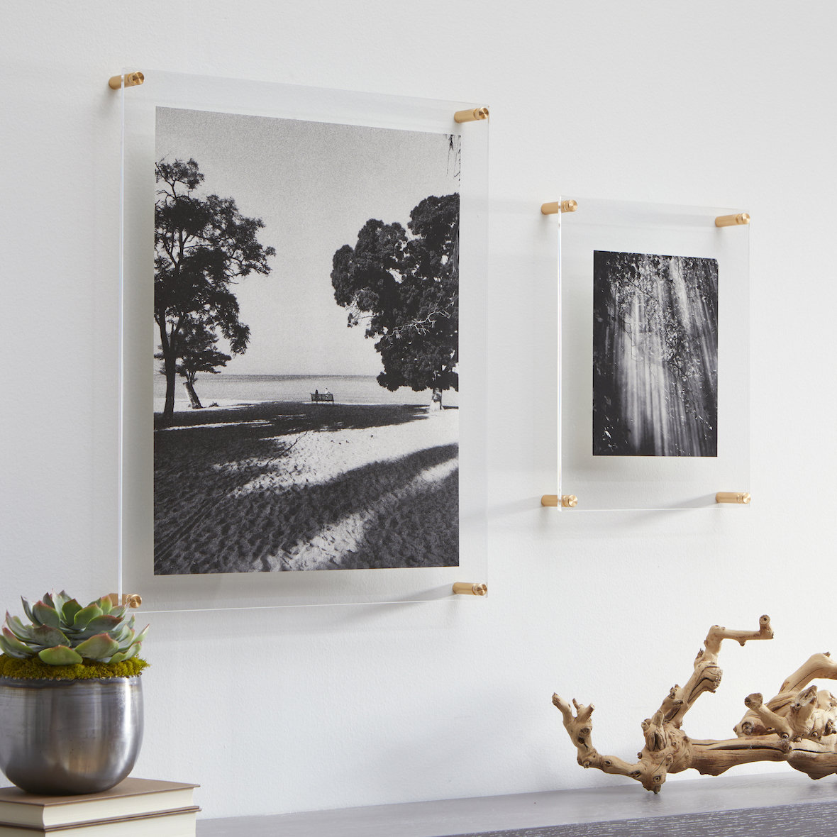 Wexel Art Clear UV-Grade Acrylic Modern Floating Picture Frame - Gold ...