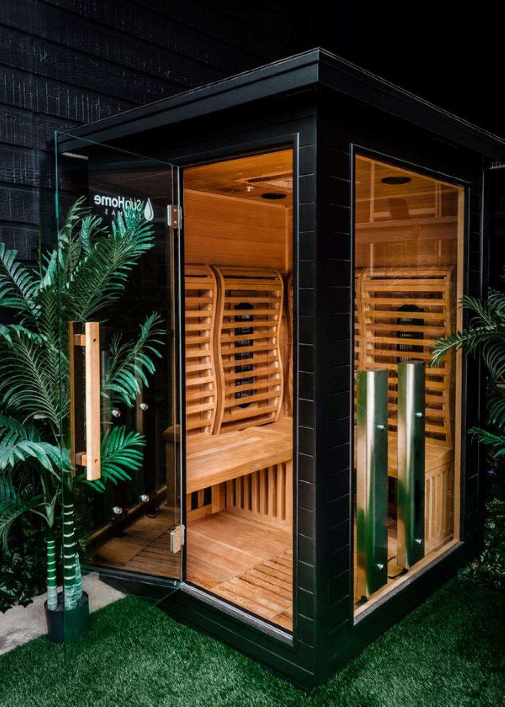 Sun Home Saunas Sun Home Luminar™ Outdoor 2-Person Full-Spectrum ...