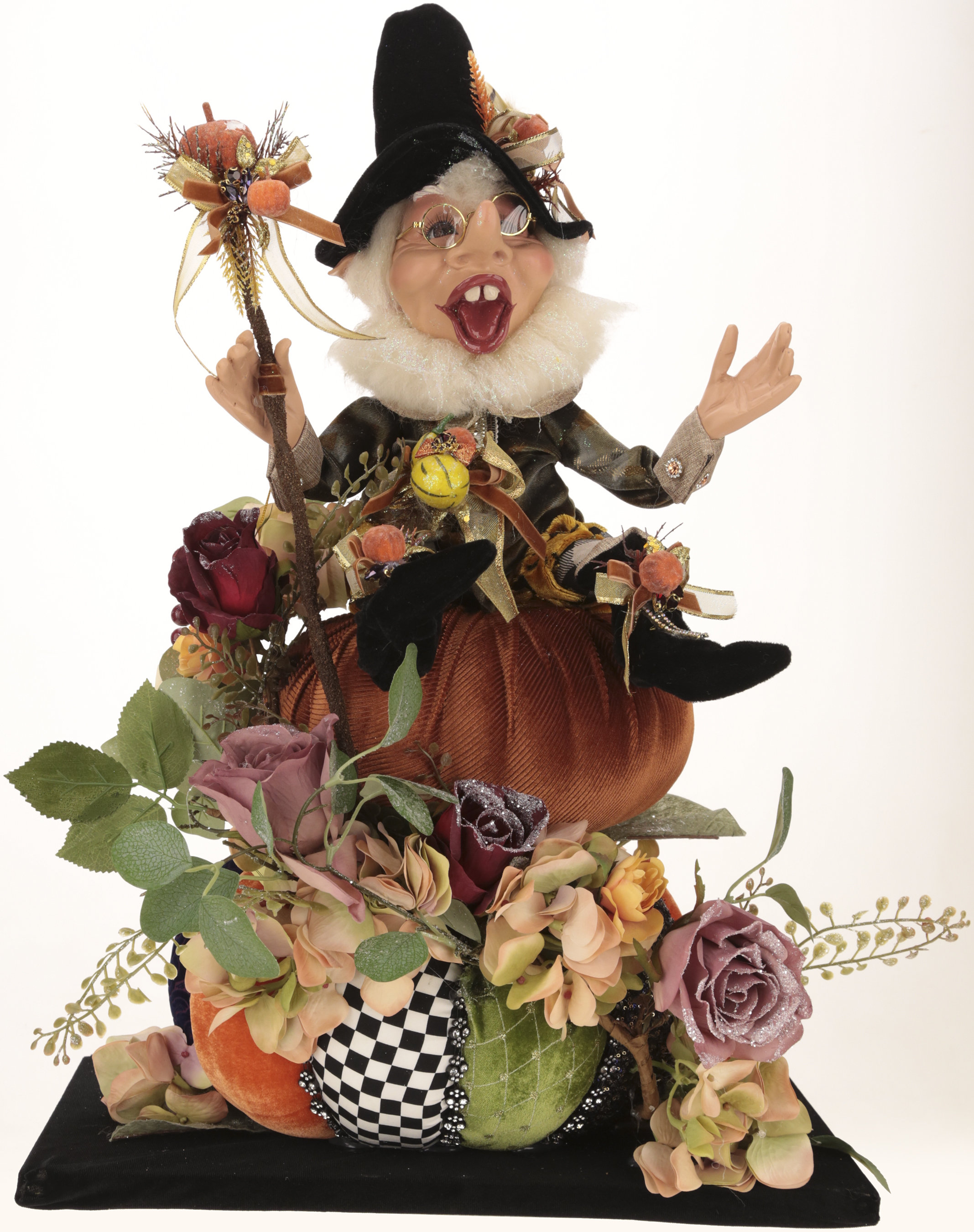 Mark Roberts Fall Thanksgiving Elf on Pumpkin, Large | Wayfair