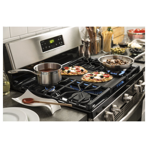 GE Appliances 30" 5 cu ft. Freestanding Gas Range with Griddle ...
