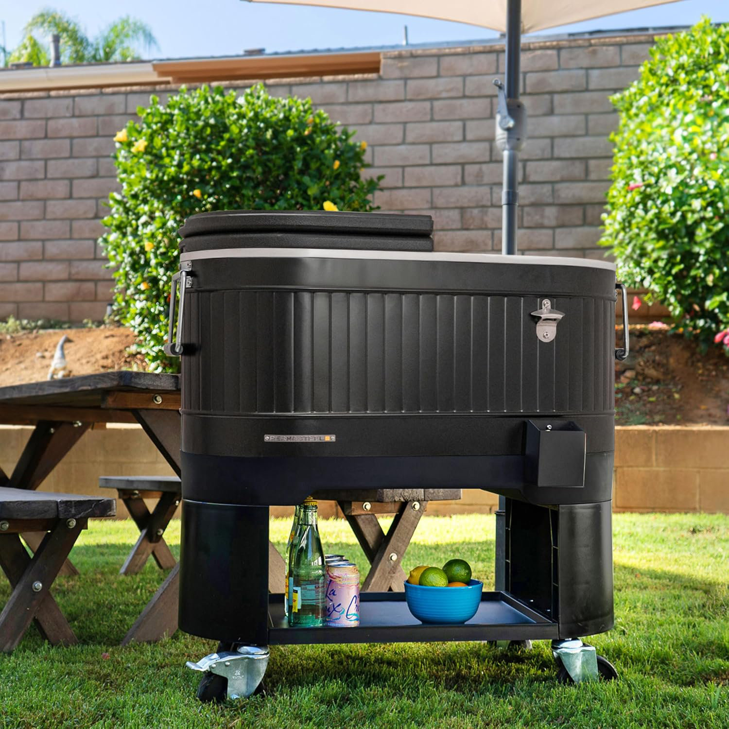 ATC CABINETS 120-Qt Rolling Ice Chest, Portable Patio Party Bar Drink ...