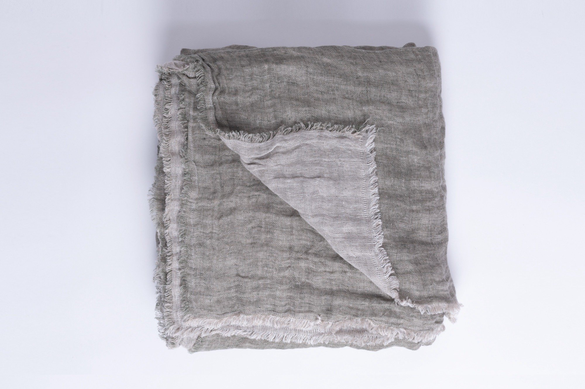 Amity Home KENTON BEDSPREAD, KALE/NATURAL | Wayfair