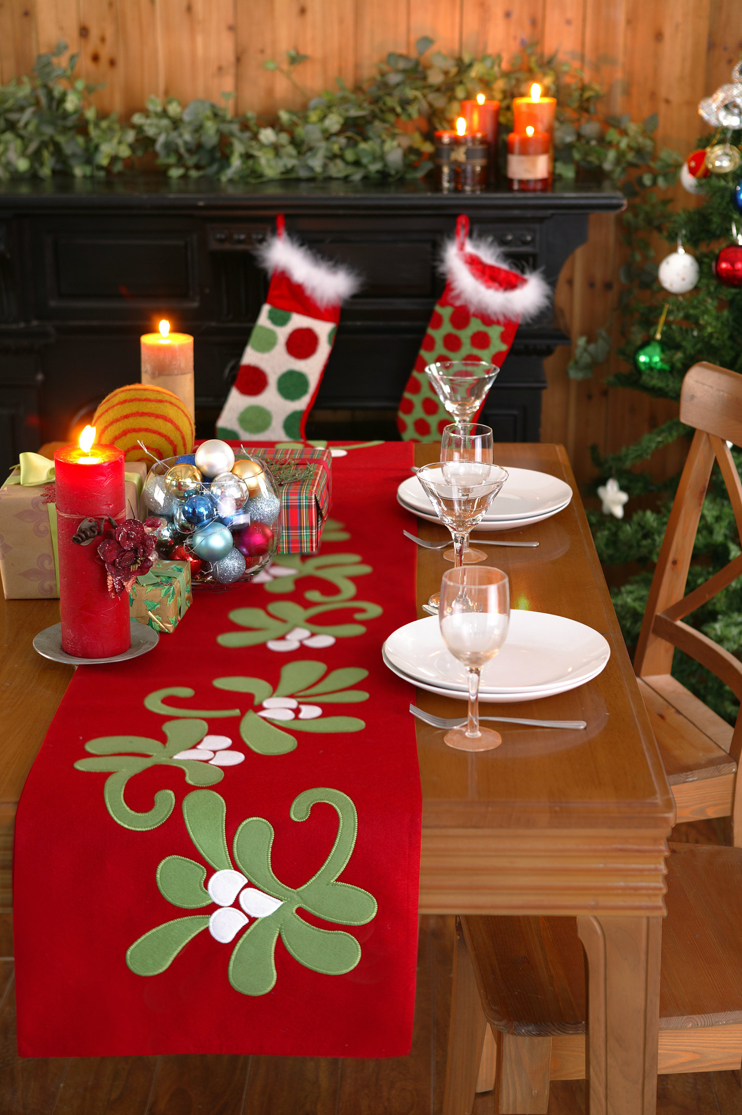 Peking Handicraft Table Runner & Reviews | Wayfair