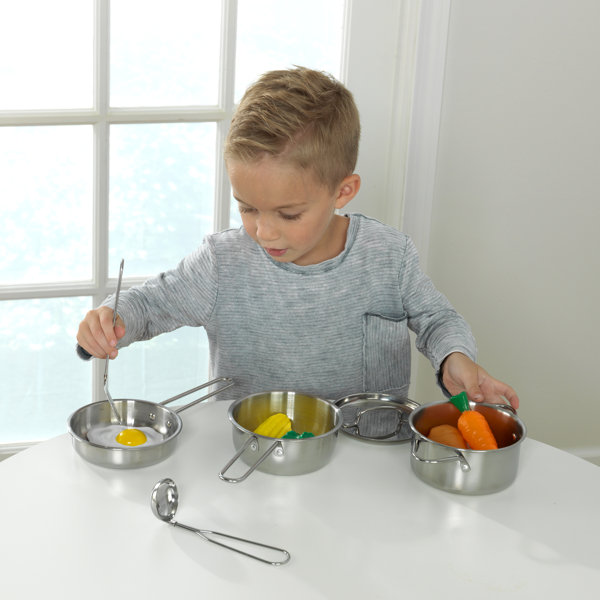 KidKraft Deluxe Cookware Metal Play Set with 11 Pieces of Play Food ...