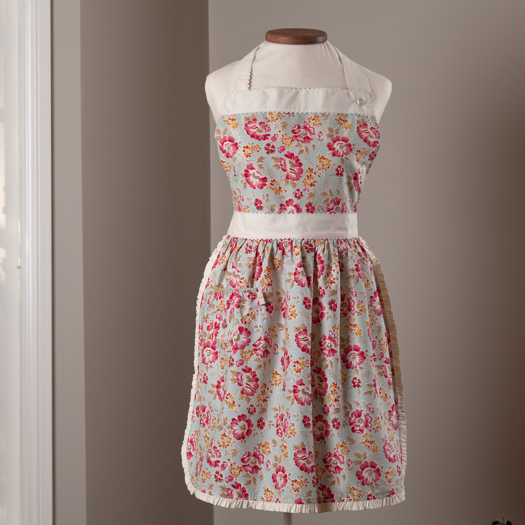 Taylor Linens Lucy Cotton Apron | Wayfair