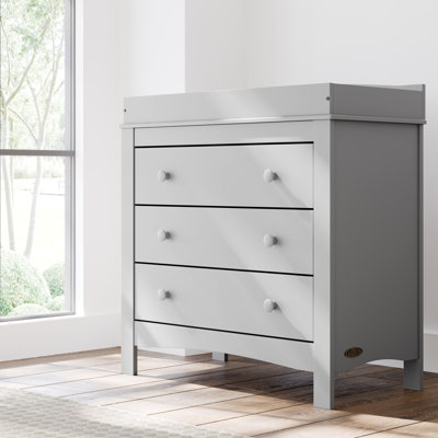 Graco Noah 3 Drawer Chest with Changing Topper & Reviews | Wayfair