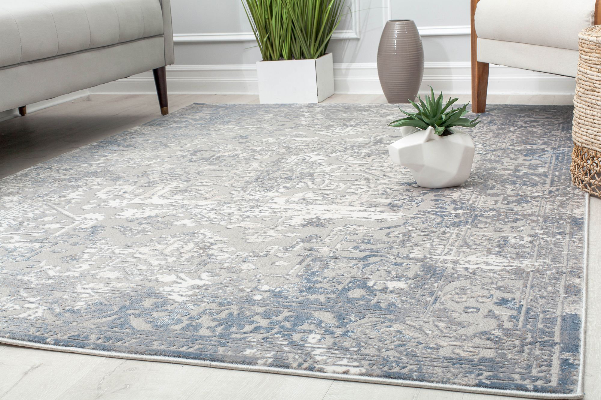 17 Stories Brendyn Oriental Grey/Blue Area Rug & Reviews - Wayfair Canada