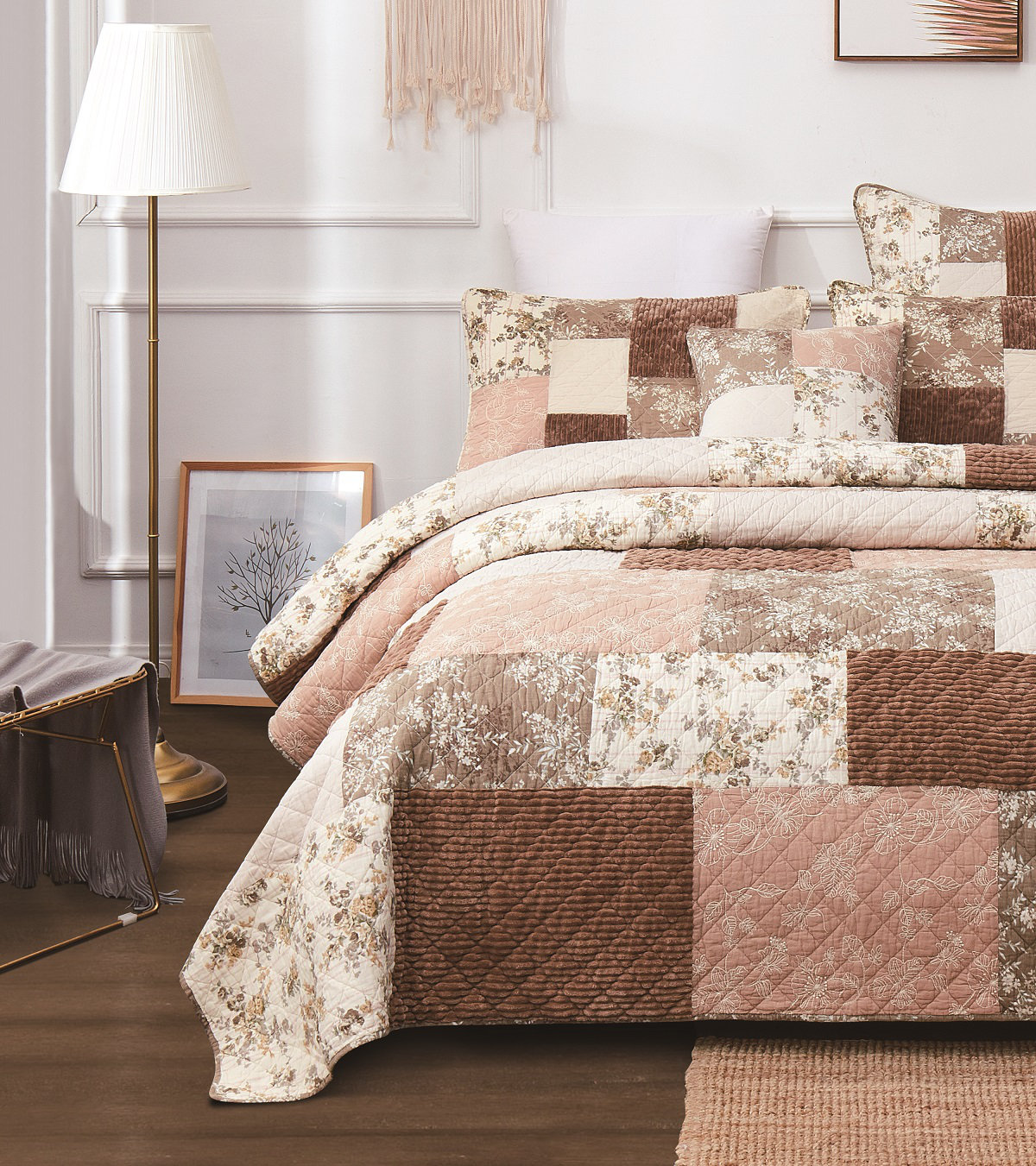 DaDa Bedding Bohemian Patchwork Floral Quilt Set & Reviews | Wayfair