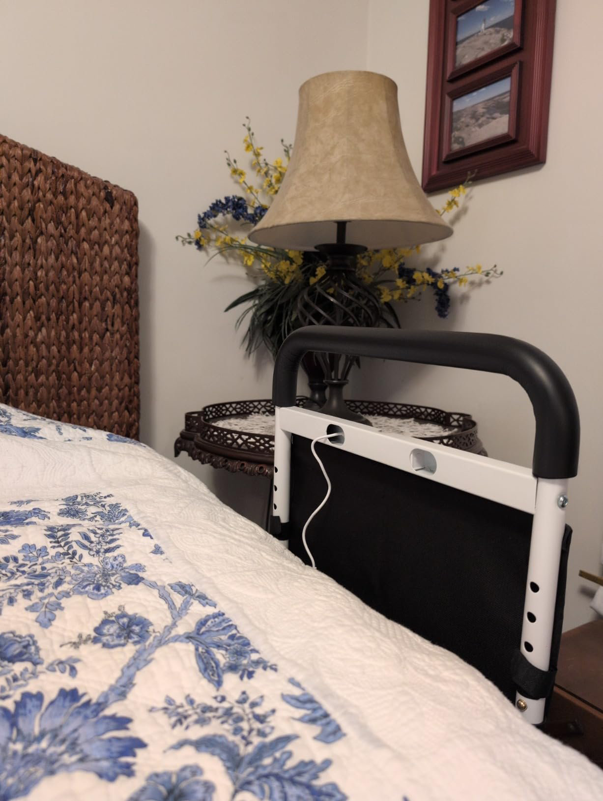 MODVAT Bed Rails with Motion Light,Adjustable Heights Assist Support ...