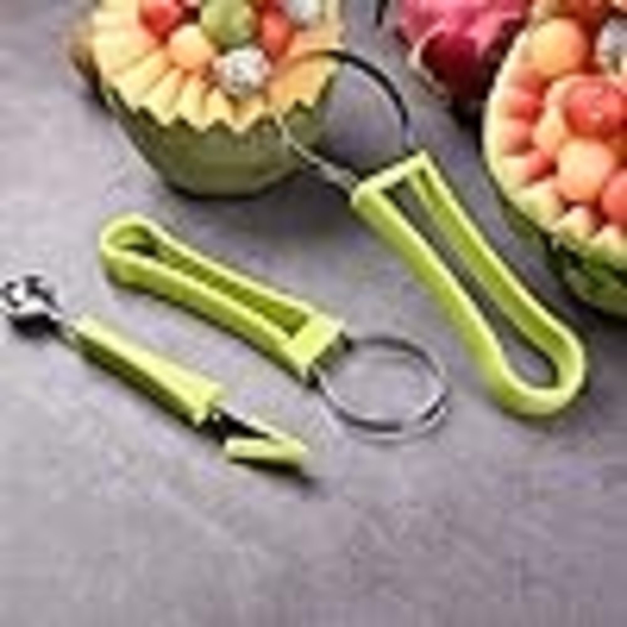 fruit scooping tool