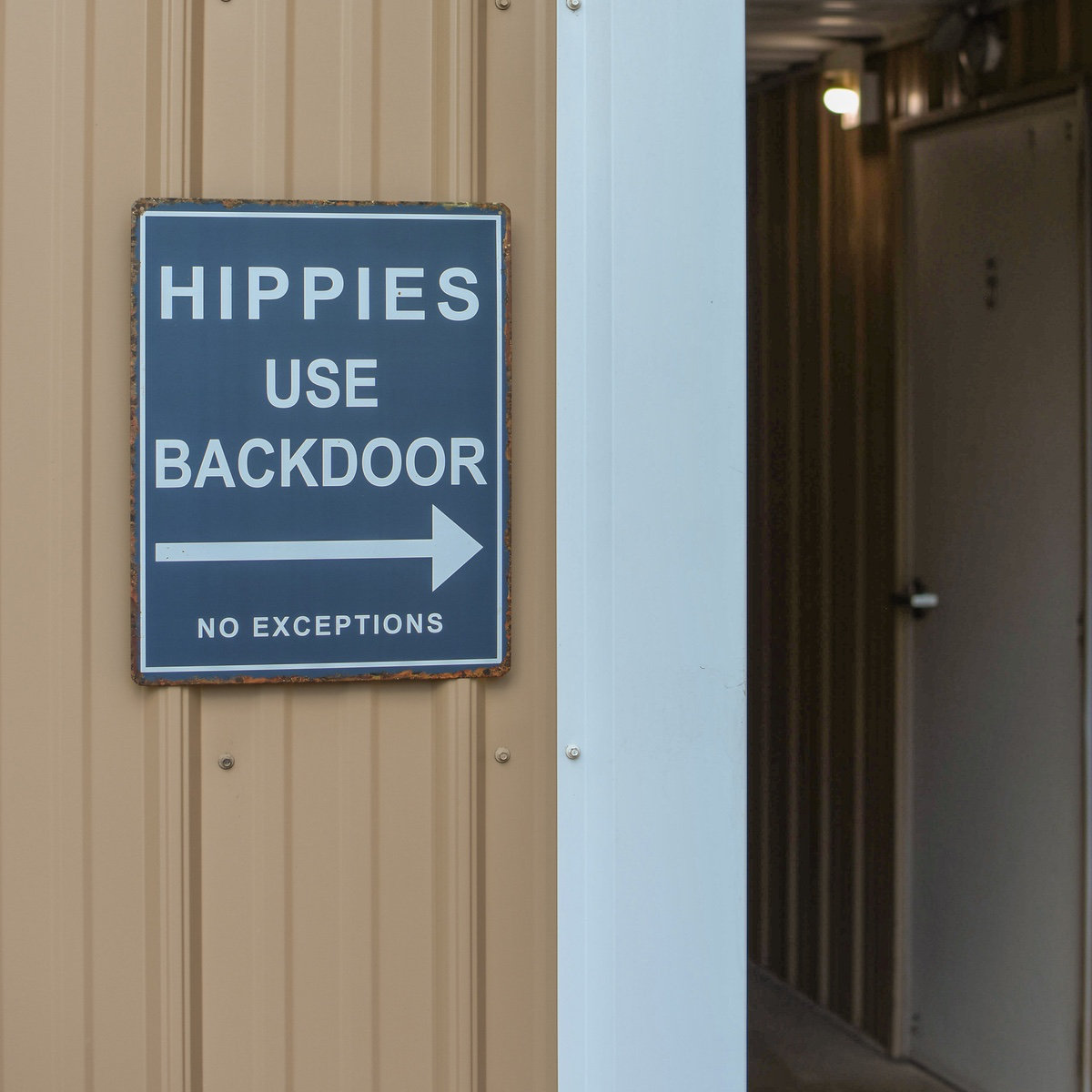 Trinx Funny Vintage Hippies Use Backdoor Tin Sign Metal Hippie Bar Wall Art Man Cave Room Decor ...