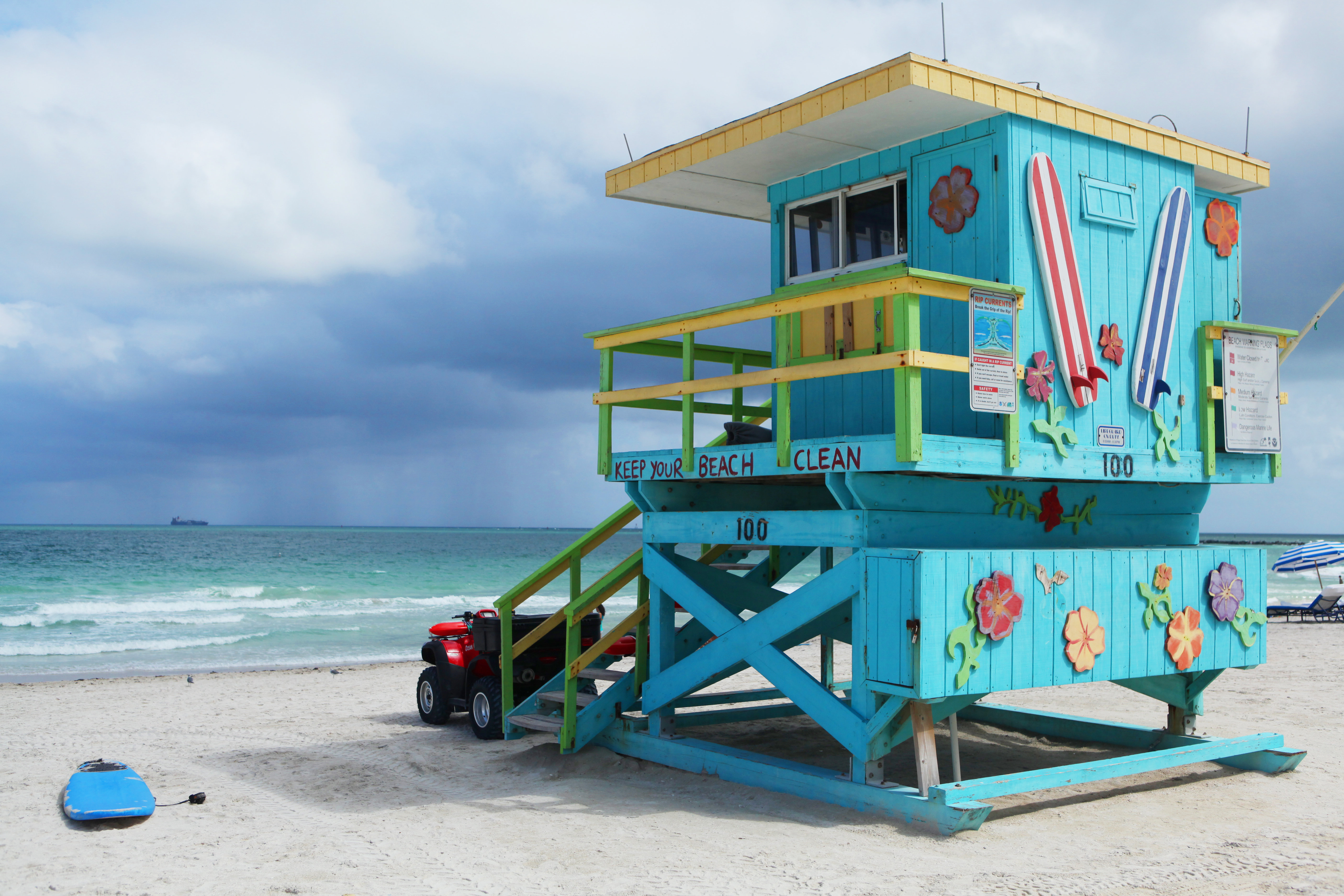Rosecliff Heights Lifeguard Station, Miami Beach - Wayfair Canada