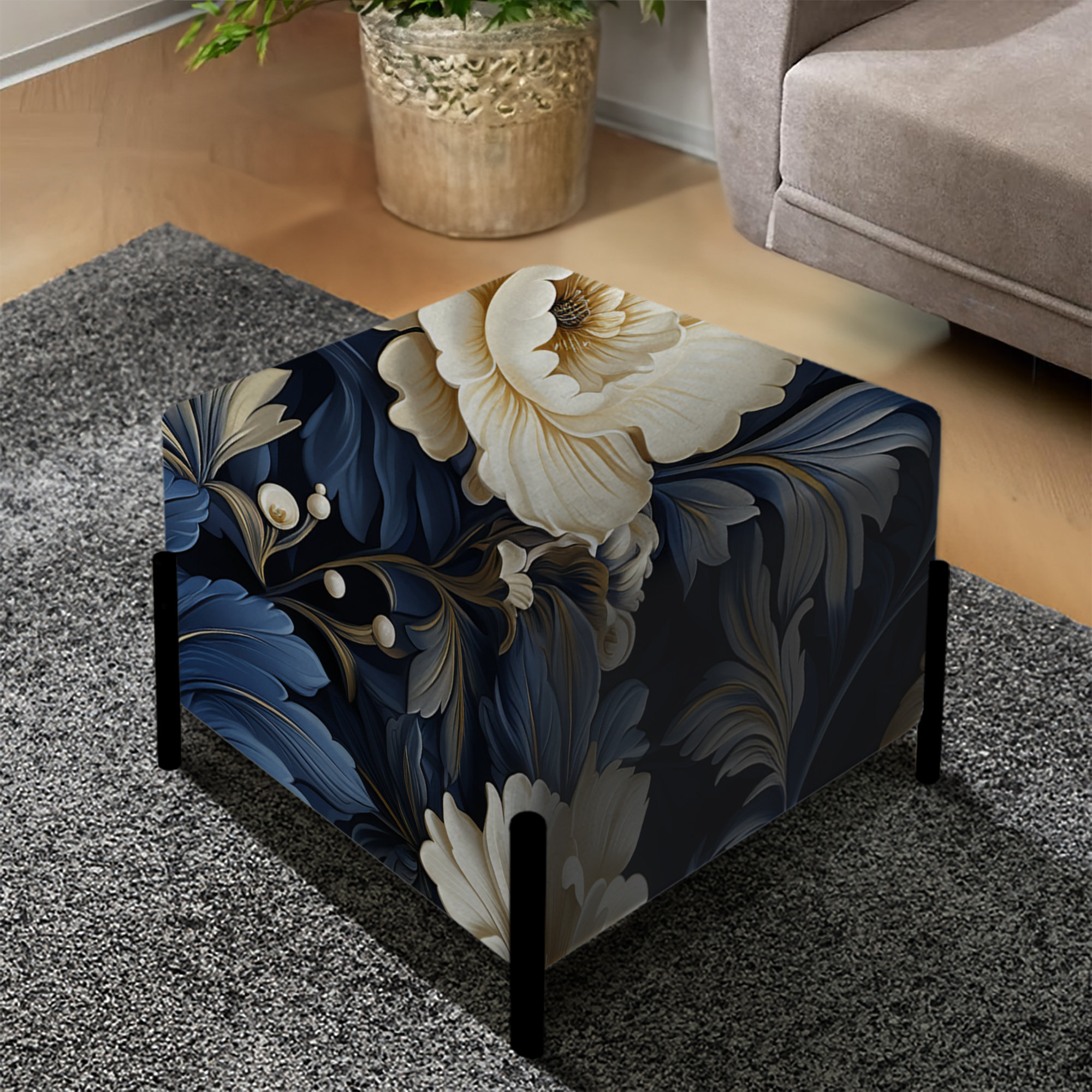 Design Art Regal Damask Splendour Victorian Pattern VI - Floral Square ...