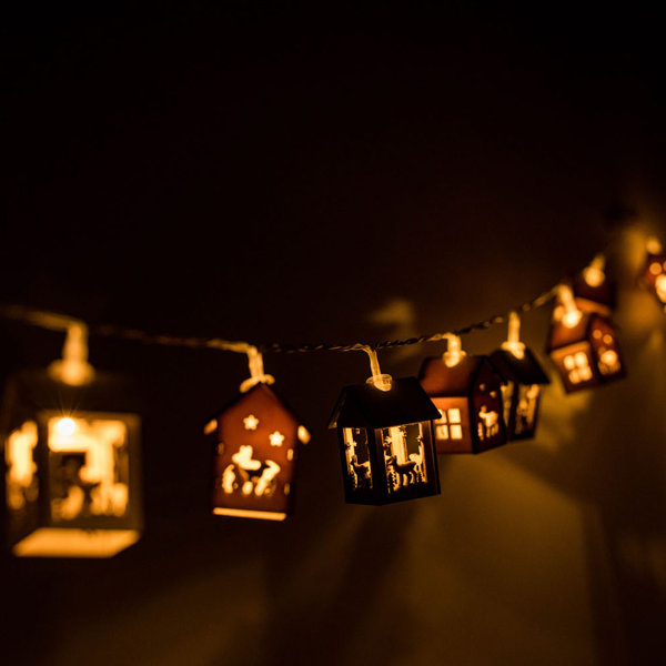 The Seasonal Aisle 347.98cm LED Indoor / Outdoor String Lights ...