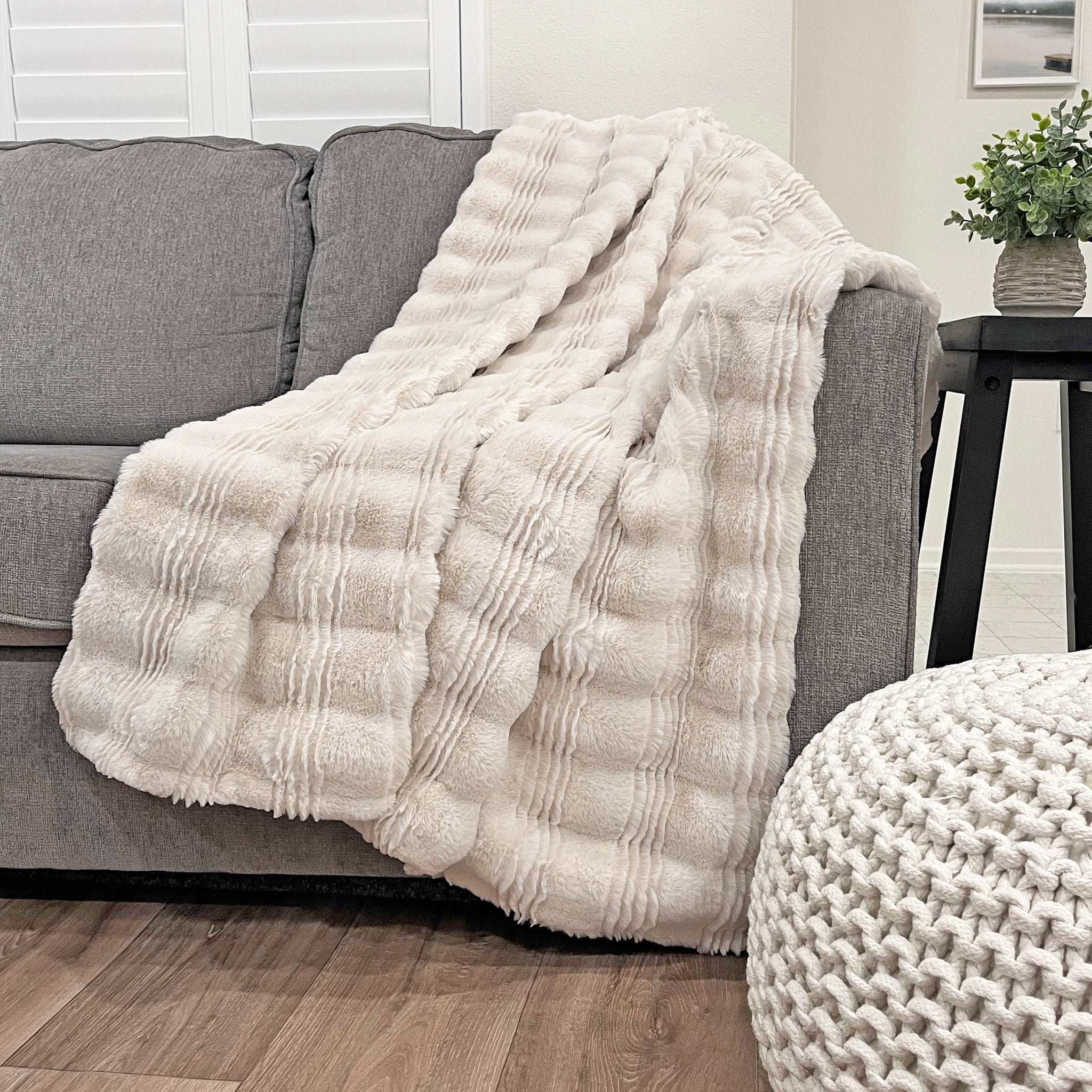Joss & Main Gae Faux Fur Throw - Wayfair Canada