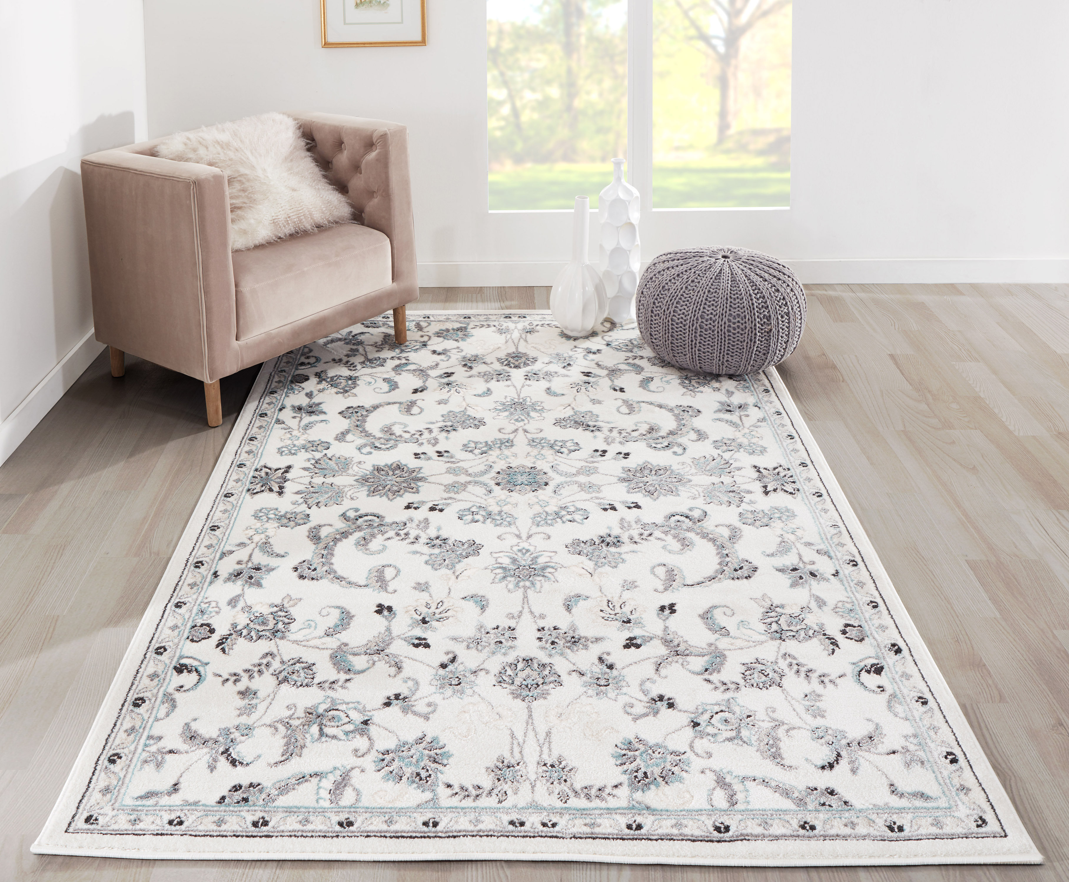 Alcott Hill® Kinsley Oriental Indoor Rug & Reviews | Wayfair
