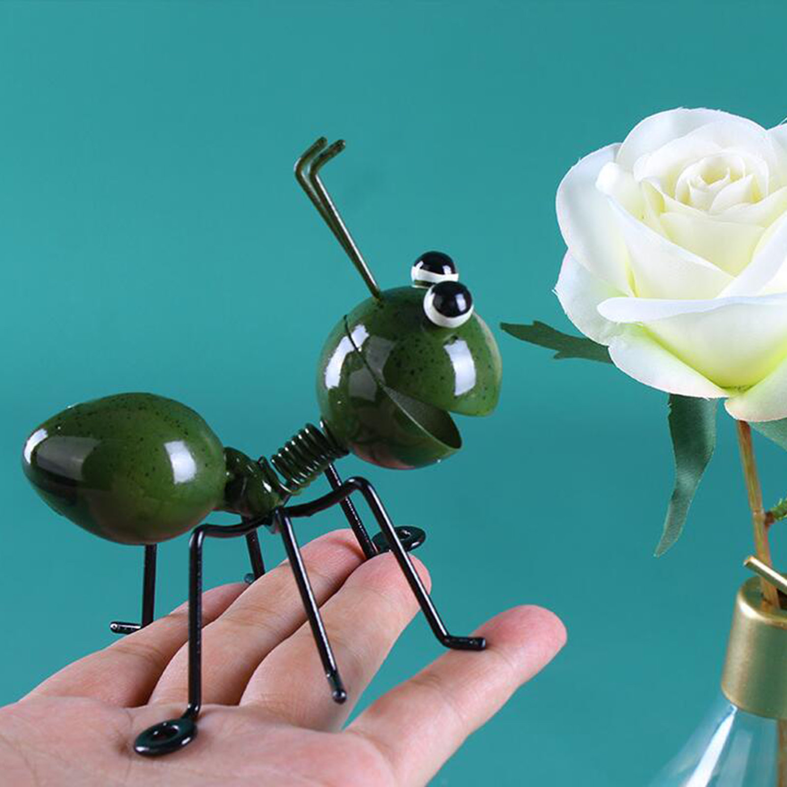 Dakota Fields Ant-shaped Ornament Bendable 3D Iron Ant-shaped Art ...
