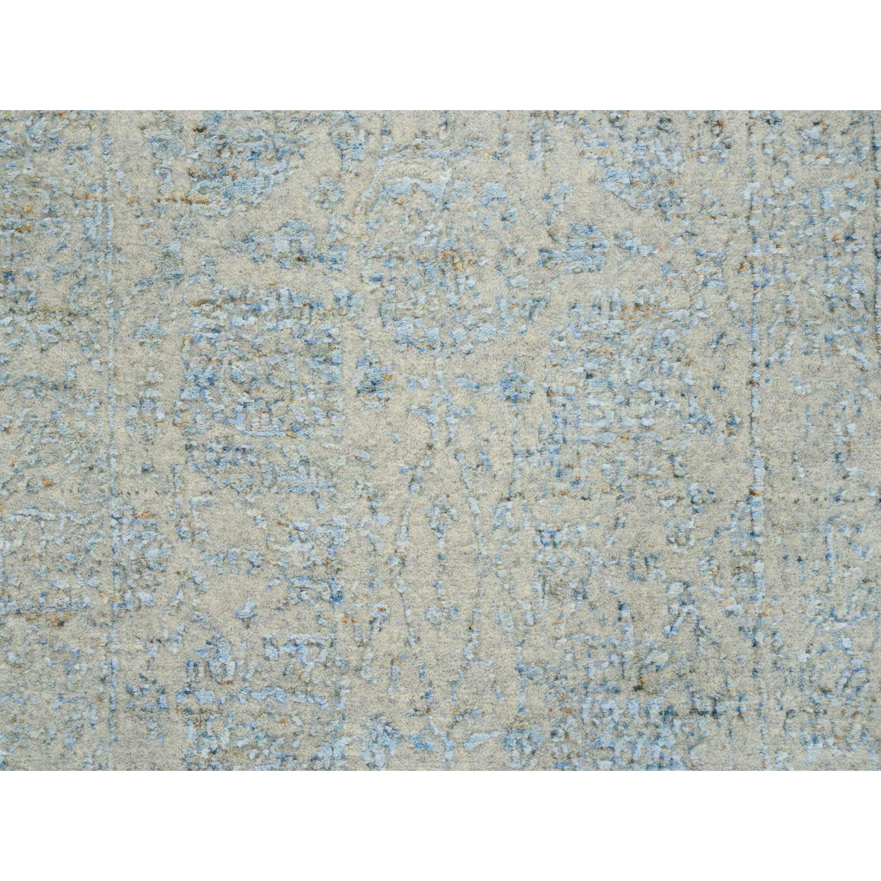 Isabelline 2''6"X8'' Grey With Touches Of Blue, Jacquard Hand Loomed ...